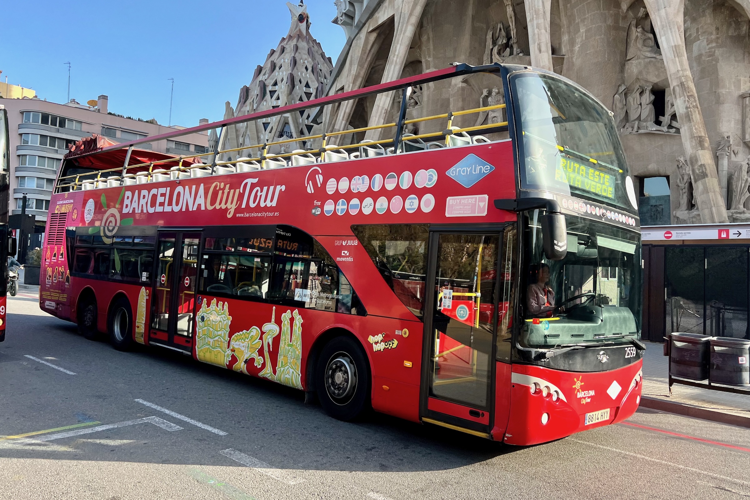 Places of interest in Barcelona | Travel Guide