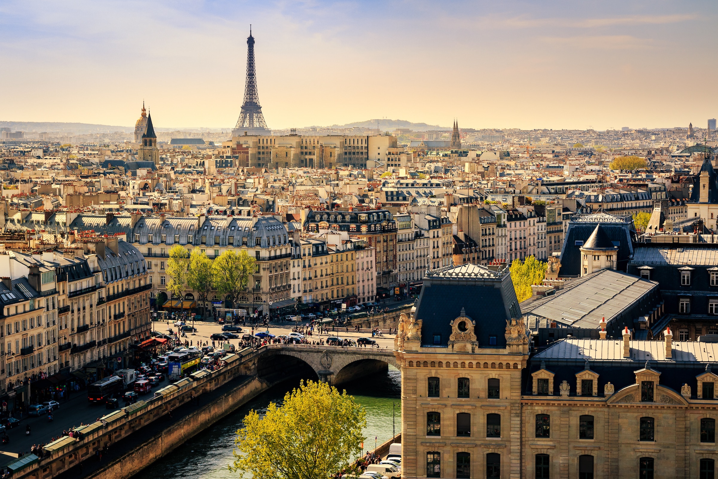 Places of interest in Paris | Travel Guide