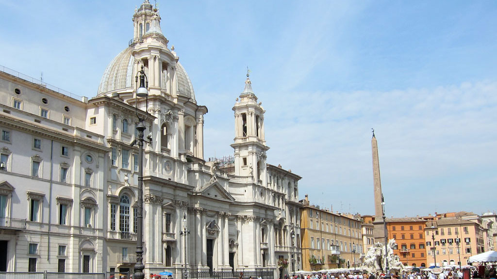 Piazza Navona | Travel Guide