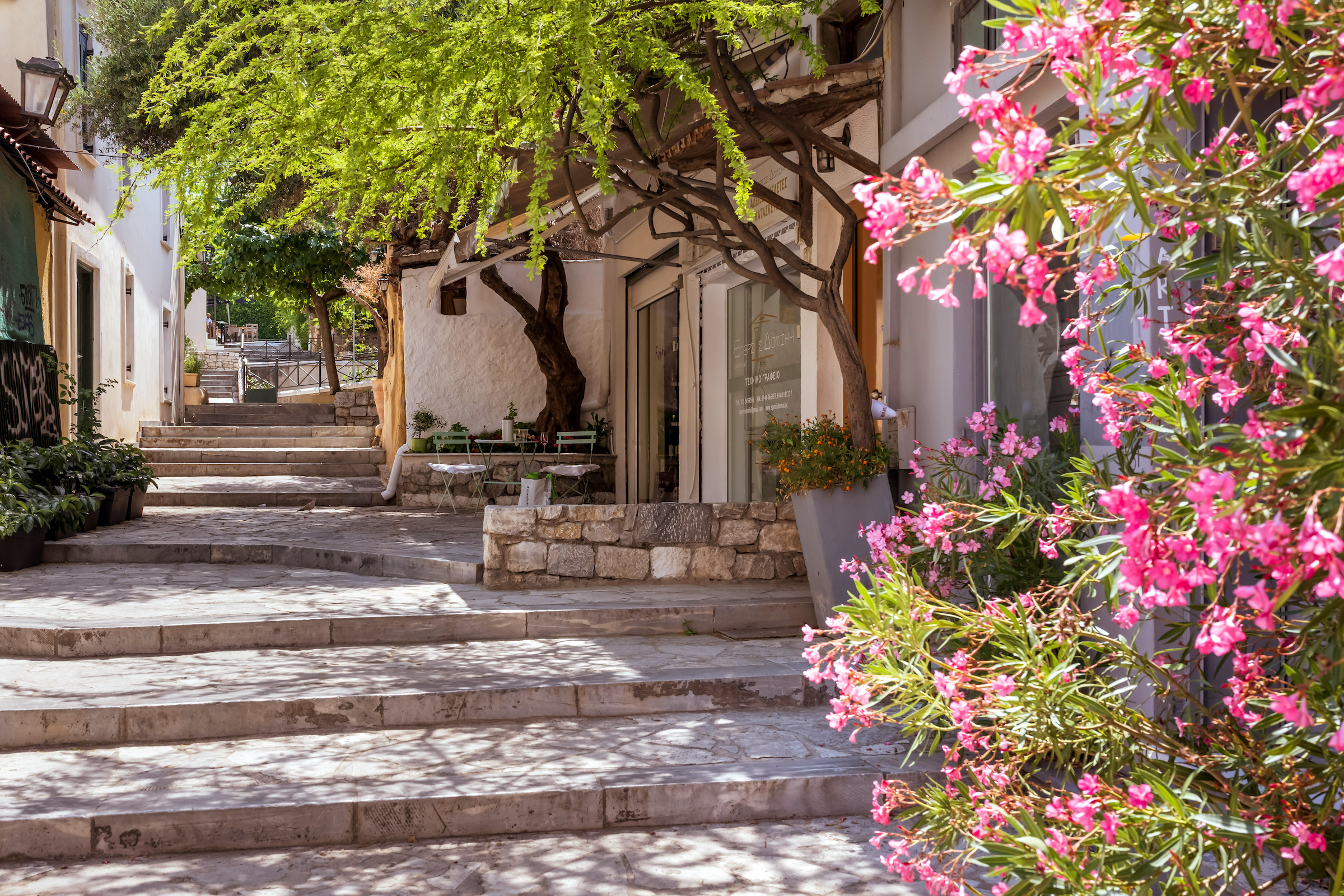Plaka | Travel Guide