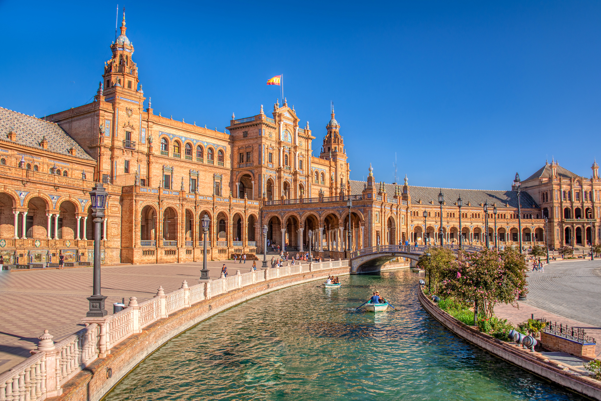Airports in Spain | Travel Guide